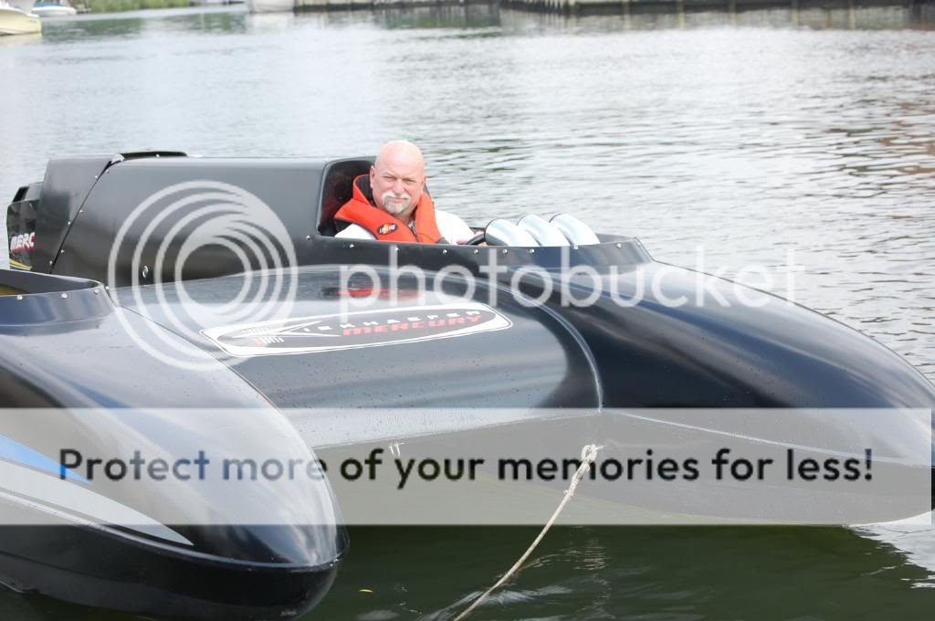 T2x and his Switzer Wing